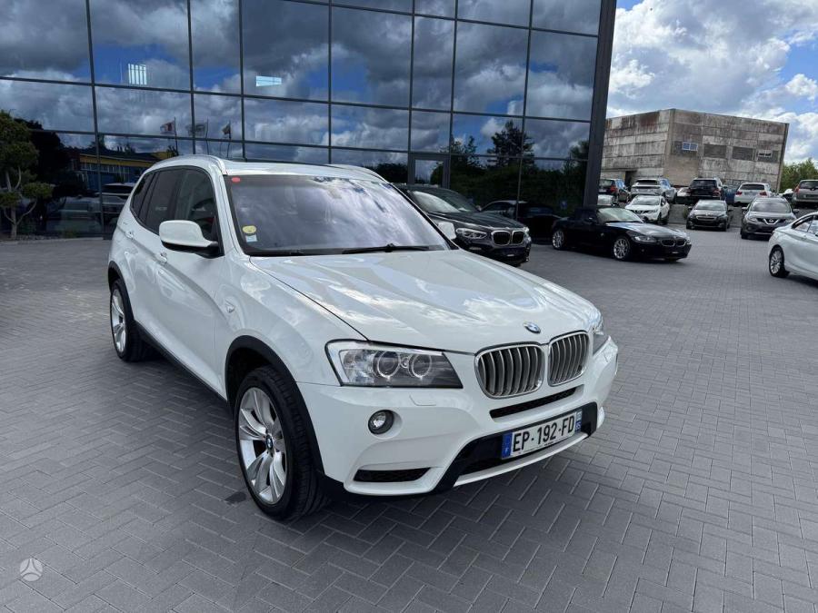 White BMW X3 2012 in Telschi, with an engine capacity of 2.99 L and mileage of 252 thousand km for 9300 €, photo 10 on AUTOMOTO.COM.LV