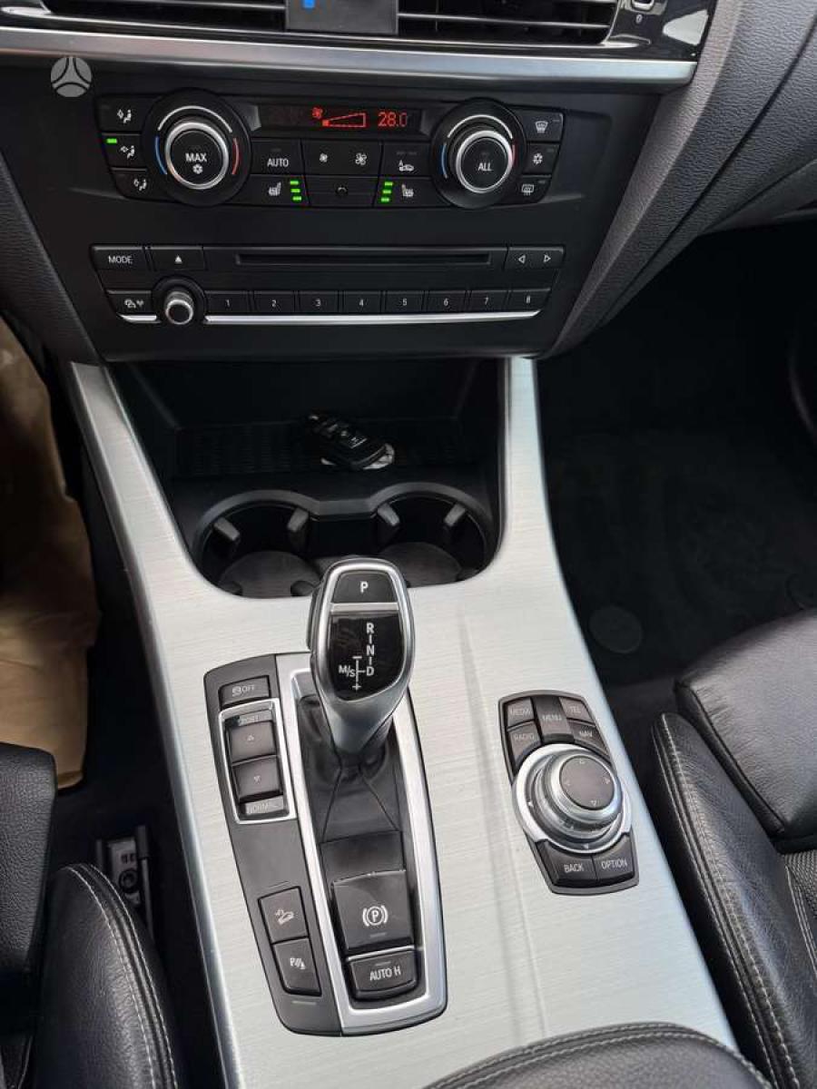 White BMW X3 2012 in Telschi, with an engine capacity of 2.99 L and mileage of 252 thousand km for 9300 €, photo 30 on AUTOMOTO.COM.LV