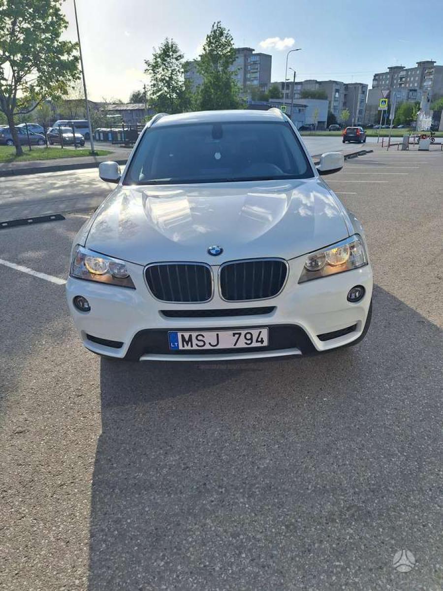 White BMW X3 2012 in Kaunas, with an engine capacity of 2.00 L and mileage of 320 thousand km for 9200 €, photo 1 on AUTOMOTO.COM.LV