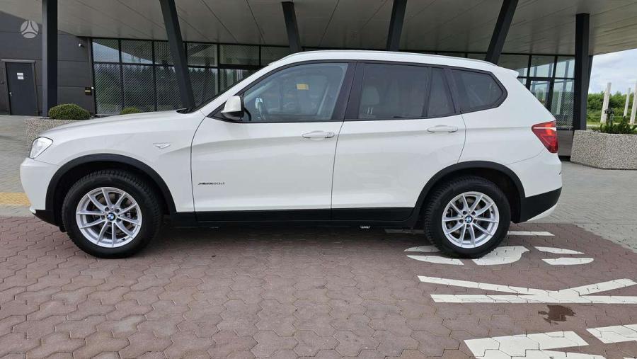 White BMW X3 2012 in Kaunas, with an engine capacity of 2.00 L and mileage of 278 thousand km for 8750 €, photo 7 on AUTOMOTO.COM.LV
