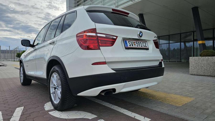 White BMW X3 2012 in Kaunas, with an engine capacity of 2.00 L and mileage of 278 thousand km for 8750 €, photo 12 on AUTOMOTO.COM.LV