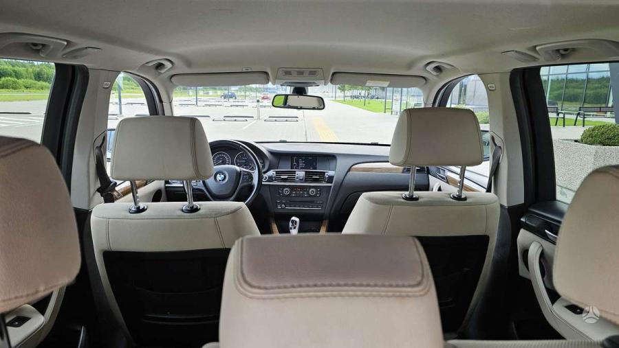 White BMW X3 2012 in Kaunas, with an engine capacity of 2.00 L and mileage of 278 thousand km for 8750 €, photo 16 on AUTOMOTO.COM.LV