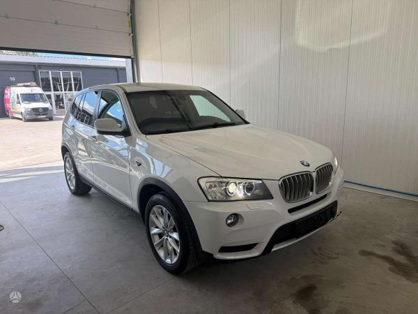 White BMW X3 2012 in Kaunas, with an engine capacity of 2.99 L and mileage of 259 thousand km for 10900 €, photo 1 on AUTOMOTO.COM.LV
