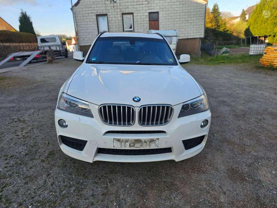 White BMW X3 2012 in Prienai, with an engine capacity of 2.99 L and mileage of 244 thousand km for 5450 €, photo 4 on AUTOMOTO.COM.LV