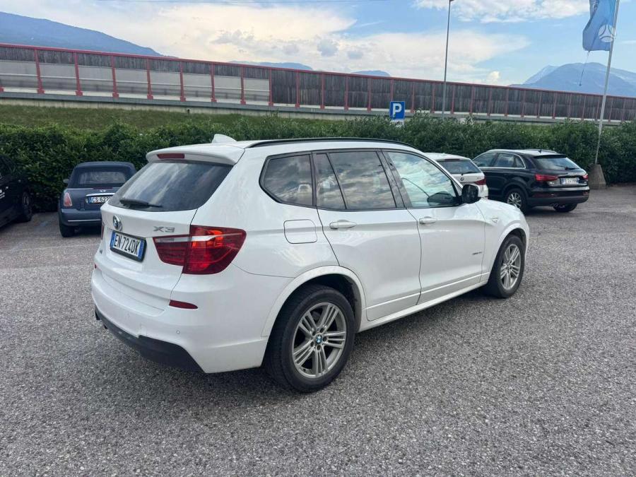 White BMW X3 2012 in Kaunas, with an engine capacity of 2.00 L and mileage of 171 thousand km for 8800 €, photo 6 on AUTOMOTO.COM.LV