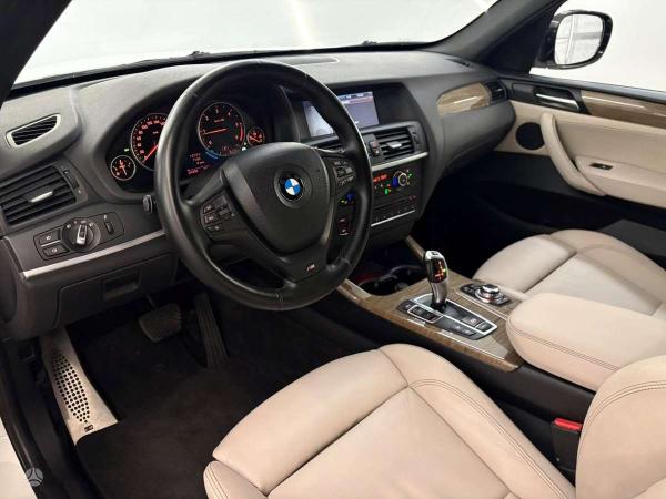 White BMW X3 2012 in Marijampole, with an engine capacity of 2.00 L and mileage of 245 thousand km for 10500 €, photo 2 on AUTOMOTO.COM.LV