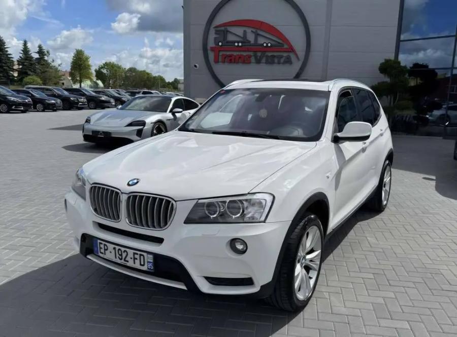 Balts BMW X3 2012 Telšiai, ar dzinēja tilpumu 3.00 L un nobraukumu 251 tūkst. km par 9290 €, foto 4 vietnē AUTOMOTO.COM.LV