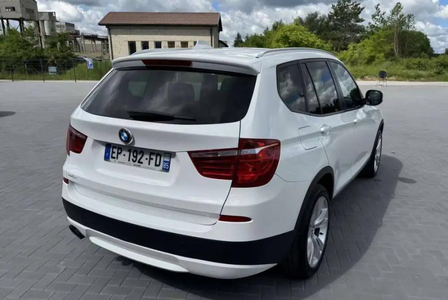 Balts BMW X3 2012 Telšiai, ar dzinēja tilpumu 3.00 L un nobraukumu 251 tūkst. km par 9290 €, foto 10 vietnē AUTOMOTO.COM.LV
