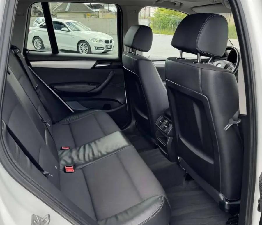 Balts BMW X3 2012 Telšiai, ar dzinēja tilpumu 3.00 L un nobraukumu 251 tūkst. km par 9290 €, foto 16 vietnē AUTOMOTO.COM.LV
