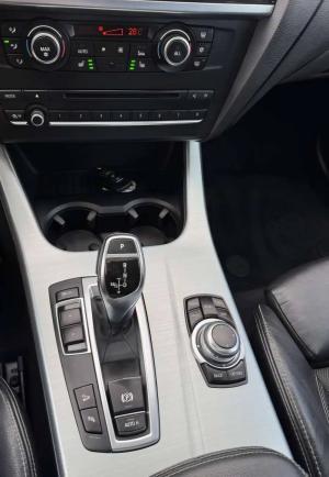 Balts BMW X3 2012 Telšiai, ar dzinēja tilpumu 3.00 L un nobraukumu 251 tūkst. km par 9290 €, foto 18 vietnē AUTOMOTO.COM.LV