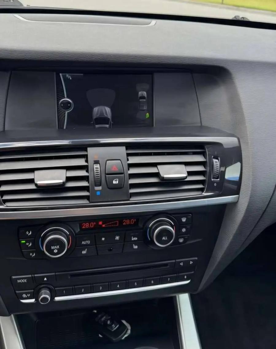 Balts BMW X3 2012 Telšiai, ar dzinēja tilpumu 3.00 L un nobraukumu 251 tūkst. km par 9290 €, foto 20 vietnē AUTOMOTO.COM.LV