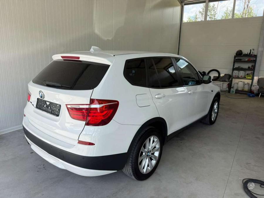 White BMW X3 2012 in Kaunas, with an engine capacity of 2.99 L and mileage of 256 thousand km for 9900 €, photo 4 on AUTOMOTO.COM.LV