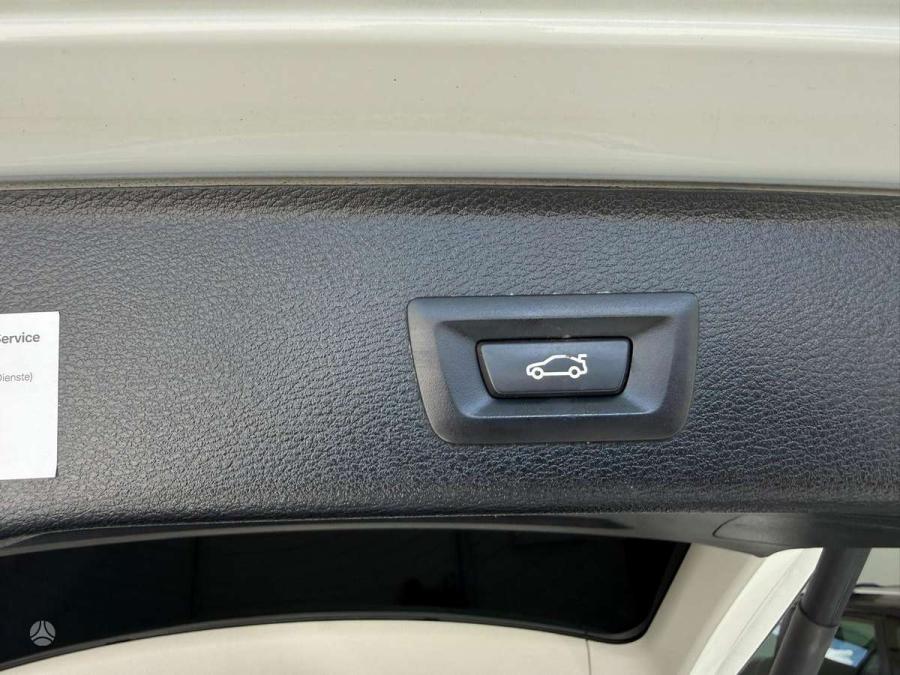White BMW X3 2012 in Kaunas, with an engine capacity of 2.99 L and mileage of 256 thousand km for 9900 €, photo 6 on AUTOMOTO.COM.LV