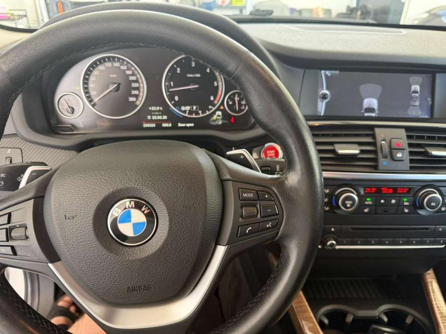 White BMW X3 2012 in Kaunas, with an engine capacity of 2.99 L and mileage of 256 thousand km for 9900 €, photo 12 on AUTOMOTO.COM.LV