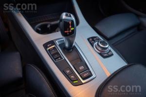 White BMW X3 2012 in Riga, with an engine capacity of 2.00 L and mileage of 220 thousand km for 10990 €, photo 16 on AUTOMOTO.COM.LV