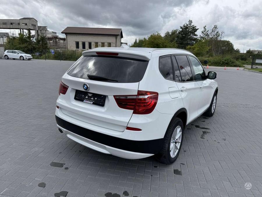 White BMW X3 2012 in Telschi, with an engine capacity of 2.00 L and mileage of 255 thousand km for 8500 €, photo 7 on AUTOMOTO.COM.LV