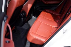 Balts BMW X3 2012 Saue, ar dzinēja tilpumu 2.00 L un nobraukumu 352 tūkst. km par 10000 €, foto 12 vietnē AUTOMOTO.COM.LV