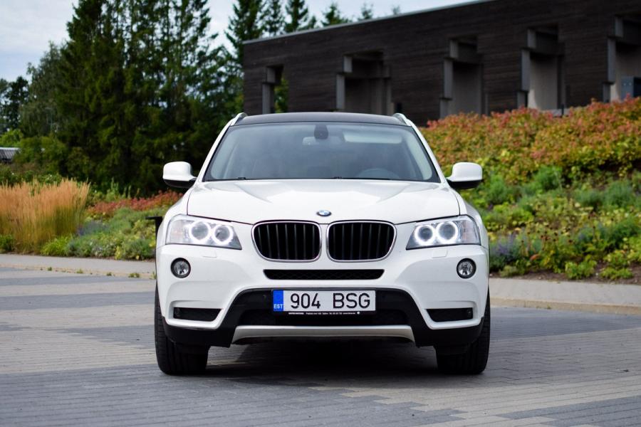 Balts BMW X3 2012 Saue, ar dzinēja tilpumu 2.00 L un nobraukumu 352 tūkst. km par 10000 €, foto 17 vietnē AUTOMOTO.COM.LV