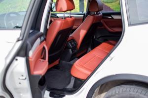 Balts BMW X3 2012 Saue, ar dzinēja tilpumu 2.00 L un nobraukumu 352 tūkst. km par 10000 €, foto 26 vietnē AUTOMOTO.COM.LV