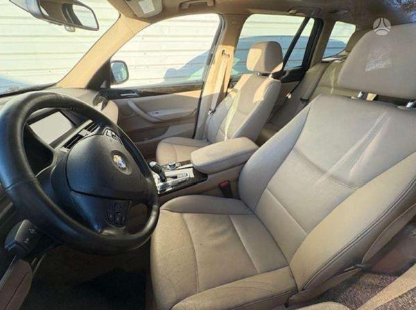 White BMW X3 2013 in Panevezys, with an engine capacity of 2.00 L and mileage of 194 thousand km for 5990 €, photo 10 on AUTOMOTO.COM.LV