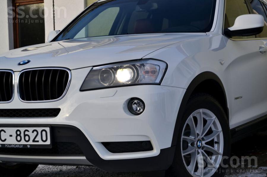 White BMW X3 2013 in Tukums, with an engine capacity of 2.00 L and mileage of 228 thousand km for 11790 €, photo 5 on AUTOMOTO.COM.LV