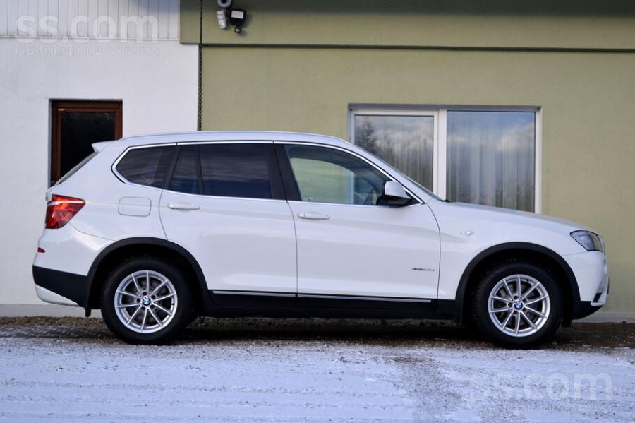 White BMW X3 2013 in Tukums, with an engine capacity of 2.00 L and mileage of 228 thousand km for 11790 €, photo 11 on AUTOMOTO.COM.LV