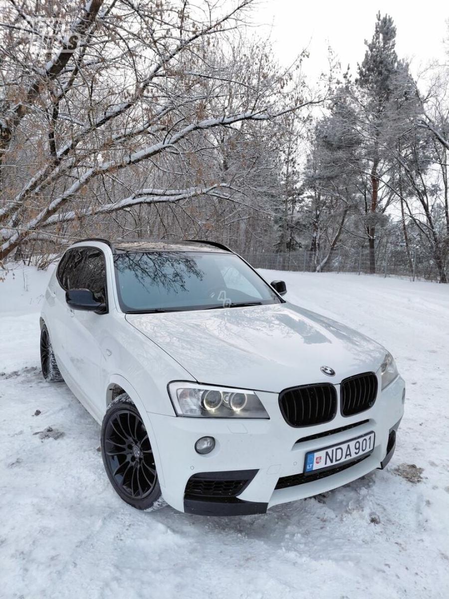 Balts BMW X3 2013 Viļņa, ar dzinēja tilpumu 3.00 L un nobraukumu 300 tūkst. km par 12000 €, foto 1 vietnē AUTOMOTO.COM.LV