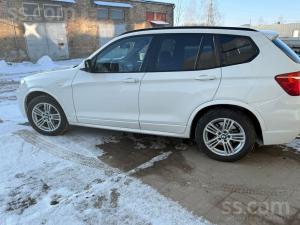 White BMW X3 2013 in Jelgava, with an engine capacity of 2.00 L and mileage of 310 thousand km for 8999 €, photo 4 on AUTOMOTO.COM.LV