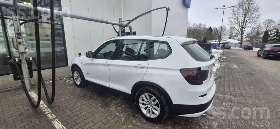 Balts BMW X3 2013 Rīga, ar dzinēja tilpumu 2.00 L un nobraukumu 384 tūkst. km par 11000 €, foto 9 vietnē AUTOMOTO.COM.LV