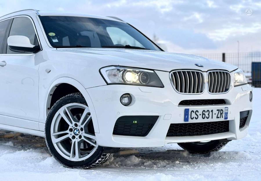 White BMW X3 2013 in Taurage, with an engine capacity of 2.00 L and mileage of 273 thousand km for 9900 €, photo 6 on AUTOMOTO.COM.LV