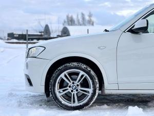 White BMW X3 2013 in Taurage, with an engine capacity of 2.00 L and mileage of 273 thousand km for 9900 €, photo 11 on AUTOMOTO.COM.LV