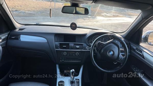 Balts BMW X3 2013 Tallina, ar dzinēja tilpumu 2.00 L un nobraukumu 336 tūkst. km par 8999 €, foto 6 vietnē AUTOMOTO.COM.LV