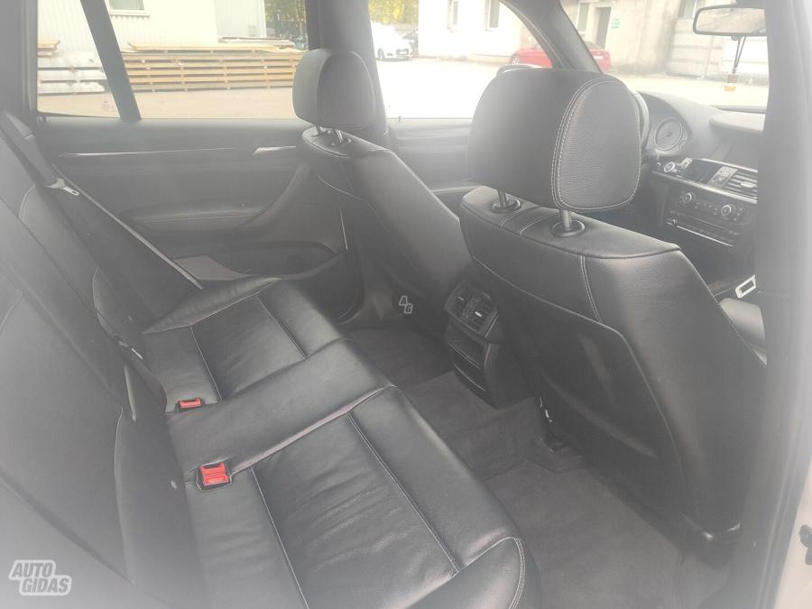 White BMW X3 2013 in Vilnius, with an engine capacity of 3.00 L and mileage of 320 thousand km for 4600 €, photo 8 on AUTOMOTO.COM.LV