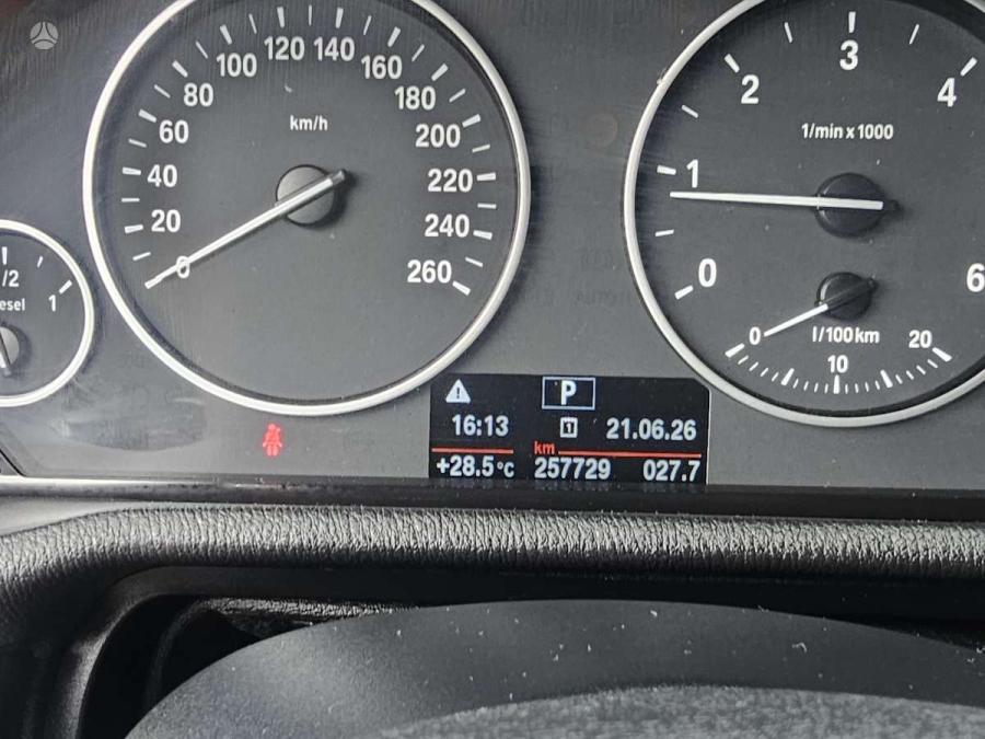Balts BMW X3 2013 Viļņa, ar dzinēja tilpumu 2.00 L un nobraukumu 258 tūkst. km par 9200 €, foto 18 vietnē AUTOMOTO.COM.LV