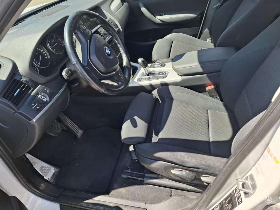 White BMW X3 2013 in Kaunas, with an engine capacity of 2.00 L and mileage of 254 thousand km for 8400 €, photo 10 on AUTOMOTO.COM.LV