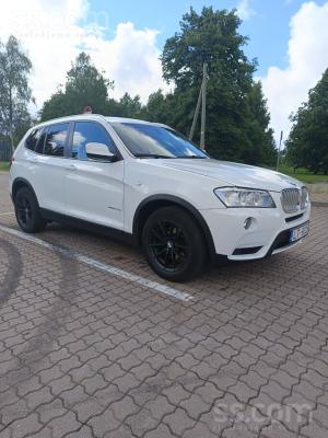 Balts BMW X3 2013 Ventspils, ar dzinēja tilpumu 2.00 L un nobraukumu 330 tūkst. km par 7500 €, foto  vietnē AUTOMOTO.COM.LV