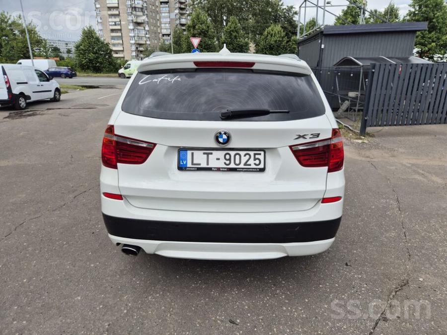 Balts BMW X3 2013 Rīga, ar dzinēja tilpumu 2.00 L un nobraukumu 309 tūkst. km par 8490 €, foto 8 vietnē AUTOMOTO.COM.LV