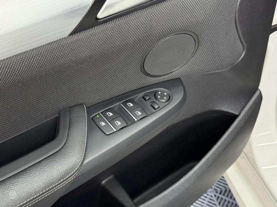 Balts BMW X3 2013 Marijampole, ar dzinēja tilpumu 2.00 L un nobraukumu 316 tūkst. km par 12350 €, foto 25 vietnē AUTOMOTO.COM.LV