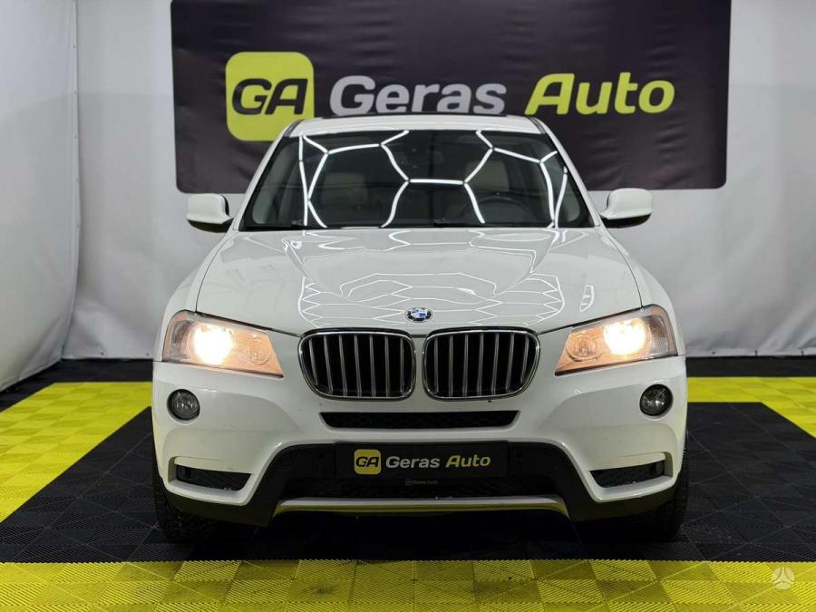 Balts BMW X3 2013 Viļņa, ar dzinēja tilpumu 2.00 L un nobraukumu 174 tūkst. km par 8400 €, foto 3 vietnē AUTOMOTO.COM.LV