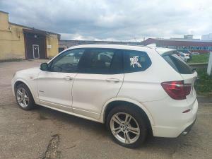 White BMW X3 2013 in Vilnius, with an engine capacity of 2.98 L and mileage of 326 thousand km for 4300 €, photo 5 on AUTOMOTO.COM.LV