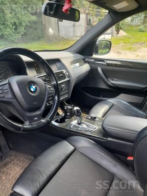 White BMW X3 2013 in Riga, with an engine capacity of 2.00 L and mileage of 385 thousand km for 11100 €, photo 4 on AUTOMOTO.COM.LV