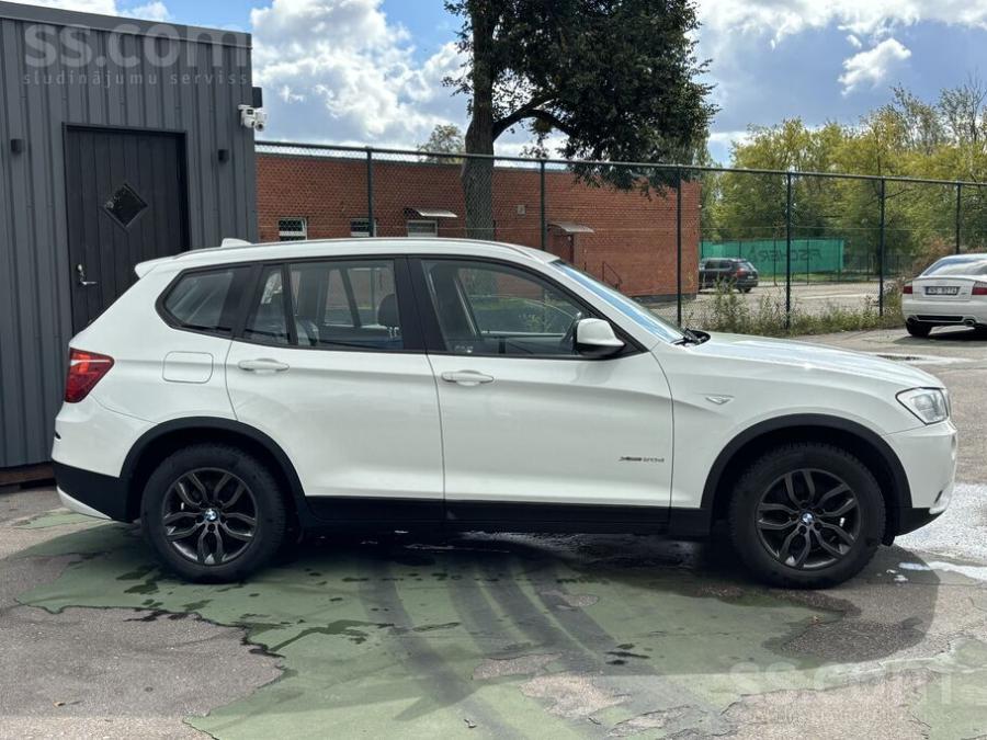 Balts BMW X3 2013 Rīga, ar dzinēja tilpumu 2.00 L un nobraukumu 385 tūkst. km par 8390 €, foto 5 vietnē AUTOMOTO.COM.LV