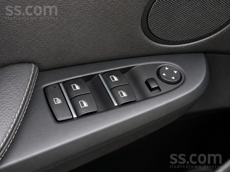 Balts BMW X3 2013 Rīga, ar dzinēja tilpumu 2.00 L un nobraukumu 385 tūkst. km par 8390 €, foto 18 vietnē AUTOMOTO.COM.LV