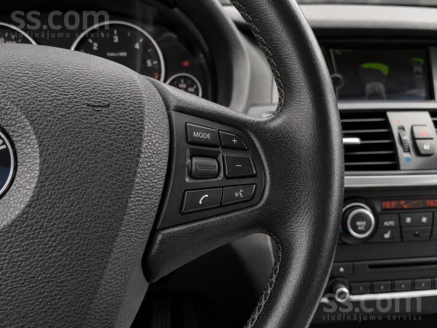 Balts BMW X3 2013 Rīga, ar dzinēja tilpumu 2.00 L un nobraukumu 385 tūkst. km par 8390 €, foto 22 vietnē AUTOMOTO.COM.LV