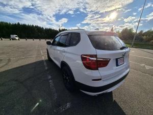 Balts BMW X3 2013 Viļņa, ar dzinēja tilpumu 2.98 L un nobraukumu 276 tūkst. km par 6550 €, foto 6 vietnē AUTOMOTO.COM.LV