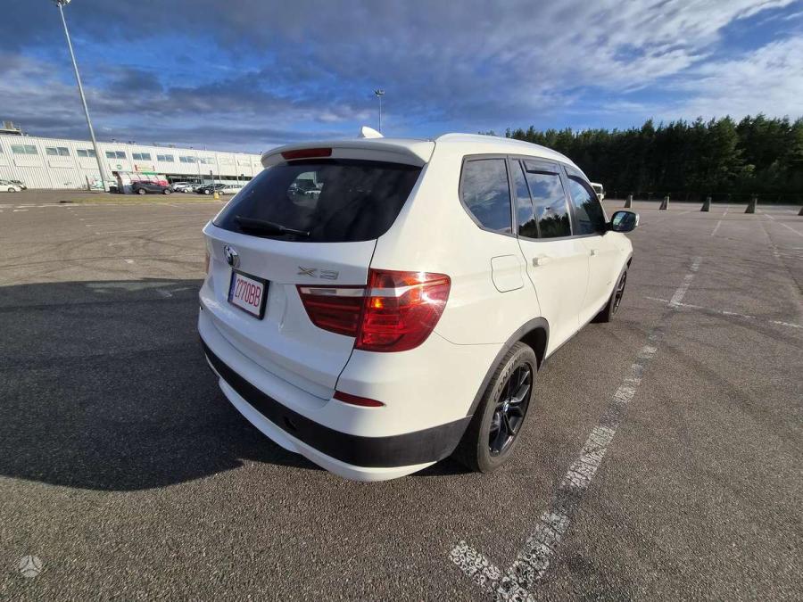 Balts BMW X3 2013 Viļņa, ar dzinēja tilpumu 2.98 L un nobraukumu 276 tūkst. km par 6550 €, foto 8 vietnē AUTOMOTO.COM.LV