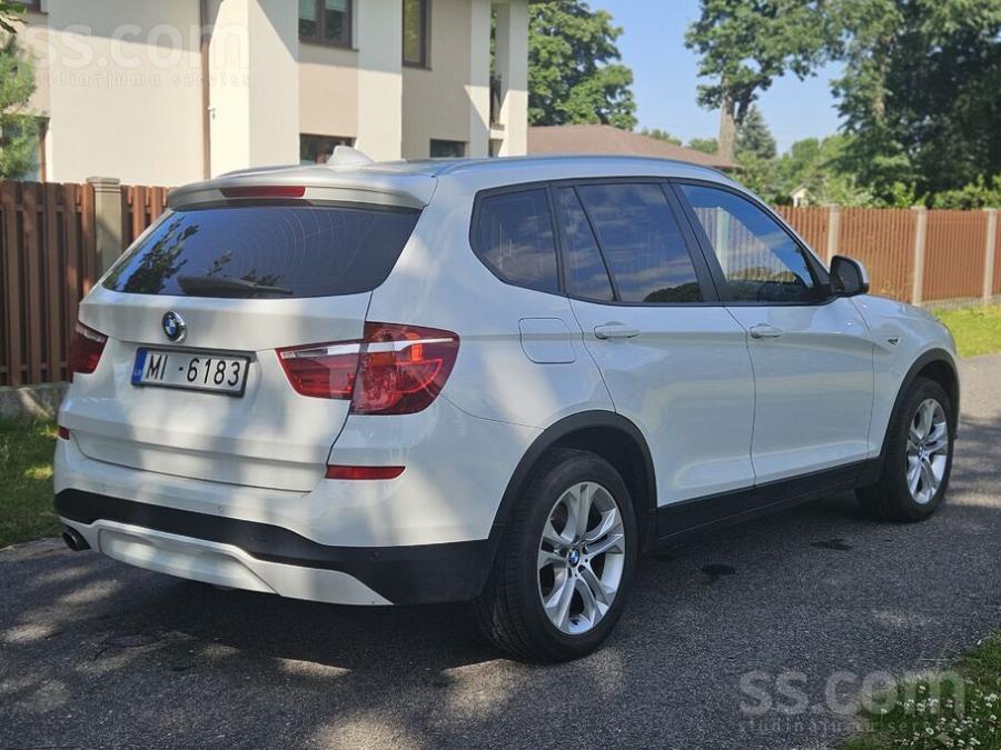 White BMW X3 2014 in Riga, with an engine capacity of 2.00 L and mileage of 248 thousand km for 12800 €, photo 4 on AUTOMOTO.COM.LV