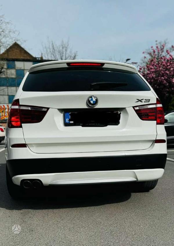 White BMW X3 2014 in Vilnius, with an engine capacity of 2.00 L and mileage of 170 thousand km for 10500 €, photo 2 on AUTOMOTO.COM.LV