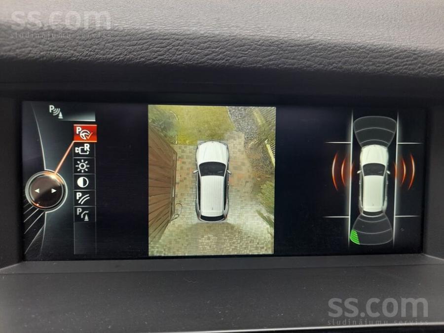 White BMW X3 2014 in Riga, with an engine capacity of 3.00 L and mileage of 240 thousand km for 14990 €, photo 22 on AUTOMOTO.COM.LV