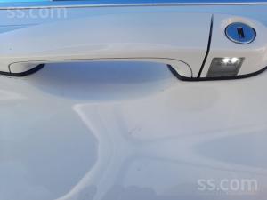 White BMW X3 2014 in Riga, with an engine capacity of 3.00 L and mileage of 240 thousand km for 14990 €, photo 23 on AUTOMOTO.COM.LV